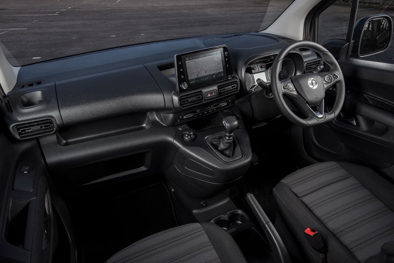 Vauxhall Combo (2021) Practicality, Boot Space & Dimensions | Parkers