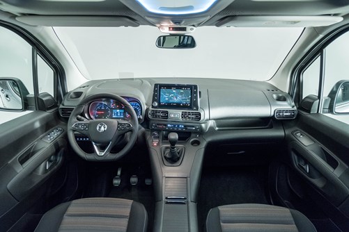 Vauxhall Combo (2021) Practicality, Boot Space & Dimensions | Parkers