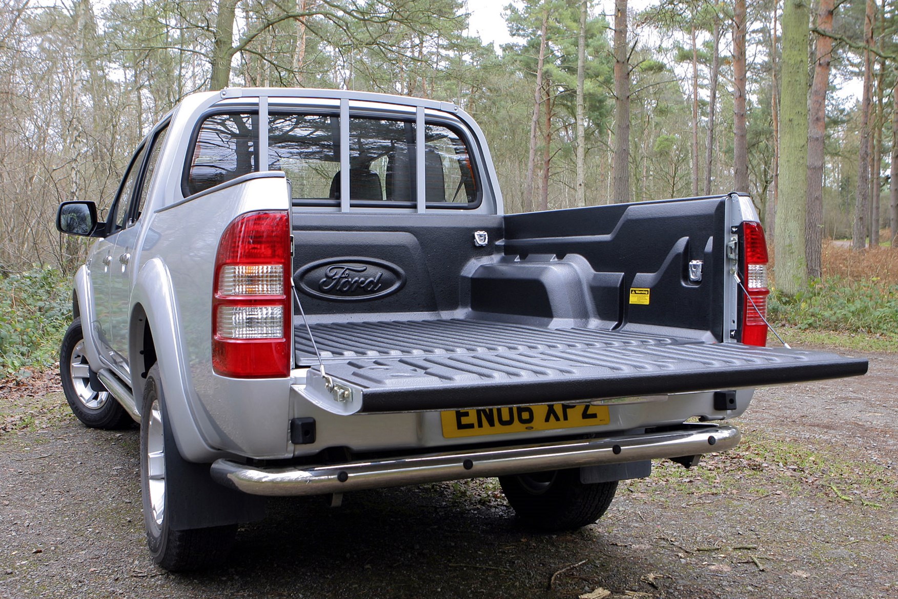 Ford Ranger pickup dimensions (2006-2011), capacity, payload, volume ...