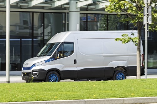 Iveco Daily review (2021) | Parkers
