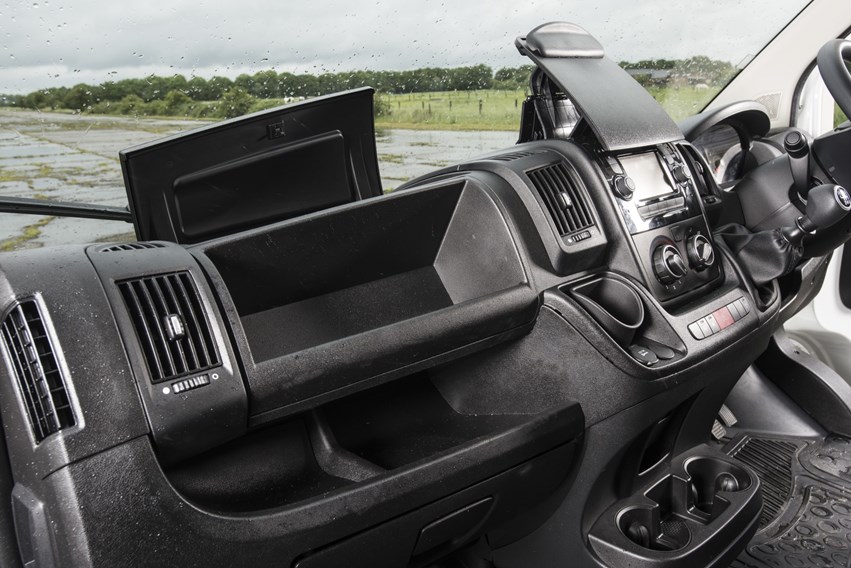 Peugeot Boxer review (2021) | Parkers