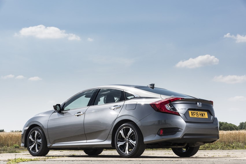Used Honda Civic Saloon (2018 - 2020) Practicality | Parkers