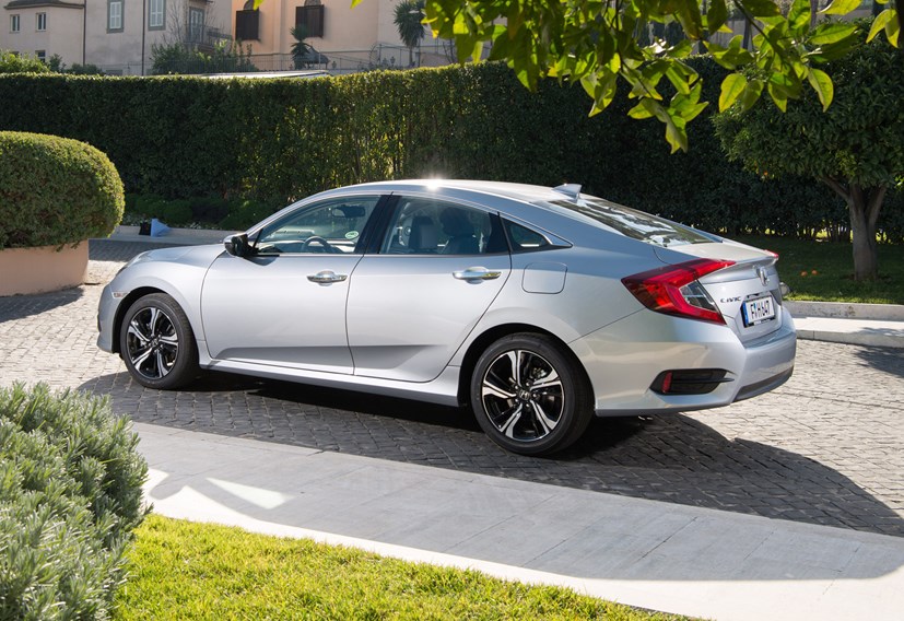 Honda Civic Saloon Review (2020) | Parkers