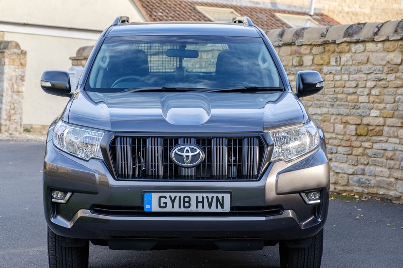 Toyota Land Cruiser Commercial 4x4 review (2021) | Parkers