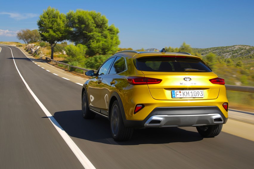 Kia Xceed Review (2021) | Parkers