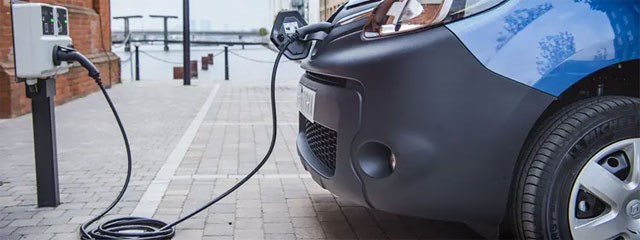 Electric van guide - everything you need to know | Parkers