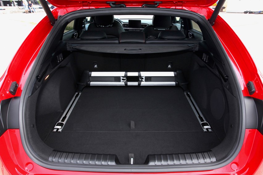 Kia ProCeed (2021) Practicality, Boot Space & Dimensions | Parkers