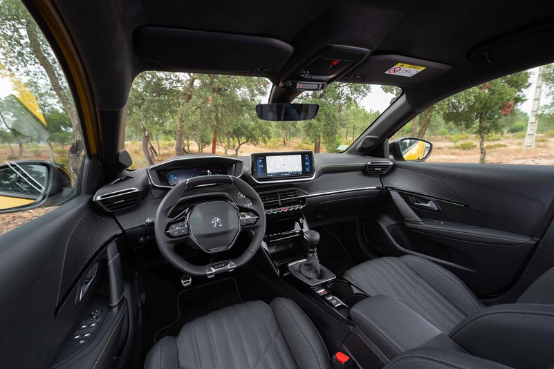 Peugeot 208 Review (2021) | Parkers