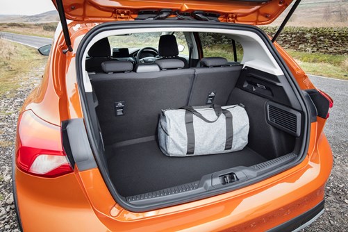 Ford Focus Active Hatchback (2021) Practicality & Boot Space | Parkers