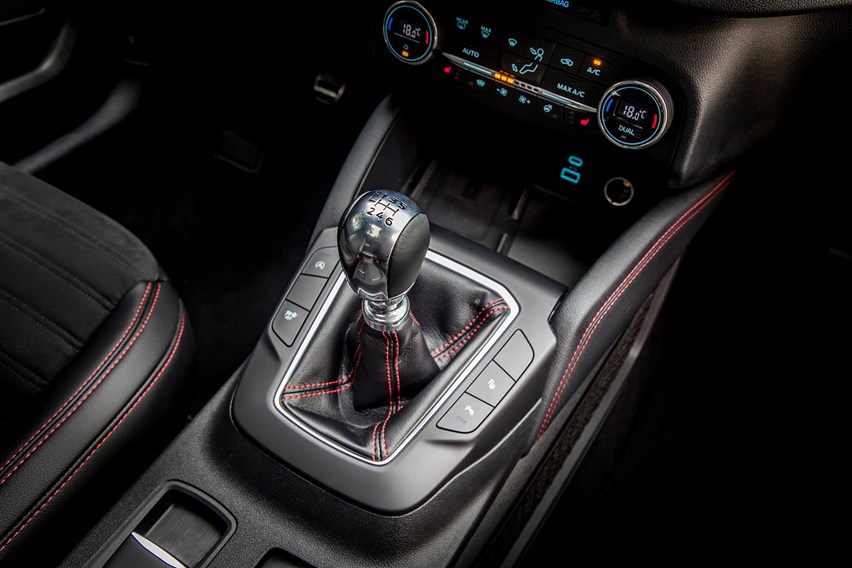 Ford Kuga (2021) Interior Layout, Dashboard & Infotainment | Parkers