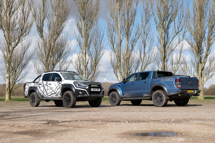 Ford Ranger Raptor vs Isuzu D-Max XTR twin test review - battle of the ...