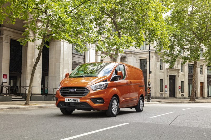 Ford Transit Custom Plug-In Hybrid van review (2022)