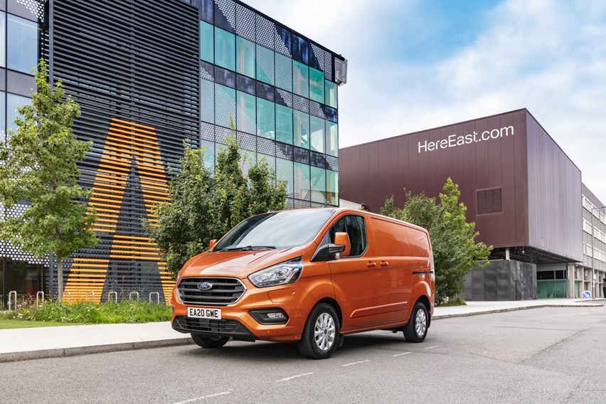 Ford Transit Custom Plug-In Hybrid van review (2022)