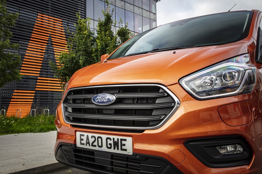 Ford Transit Custom Plug-In Hybrid van review (2022)
