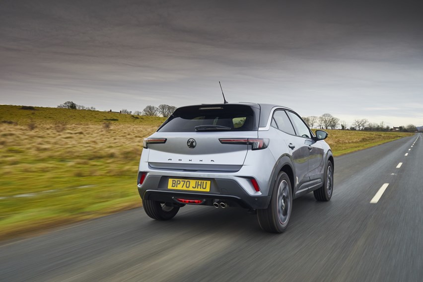 Vauxhall Mokka (2021) Interior Layout, Dashboard & Infotainment | Parkers