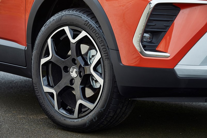 Vauxhall Crossland SUV Review (2021)