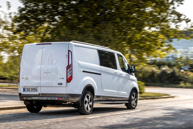 Ford Transit Custom Active review - SUV-looks for lifestyle buyers ...