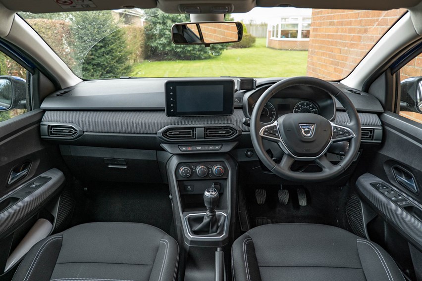 Dacia Sandero (2022) Interior Layout, Dashboard & Infotainment | Parkers