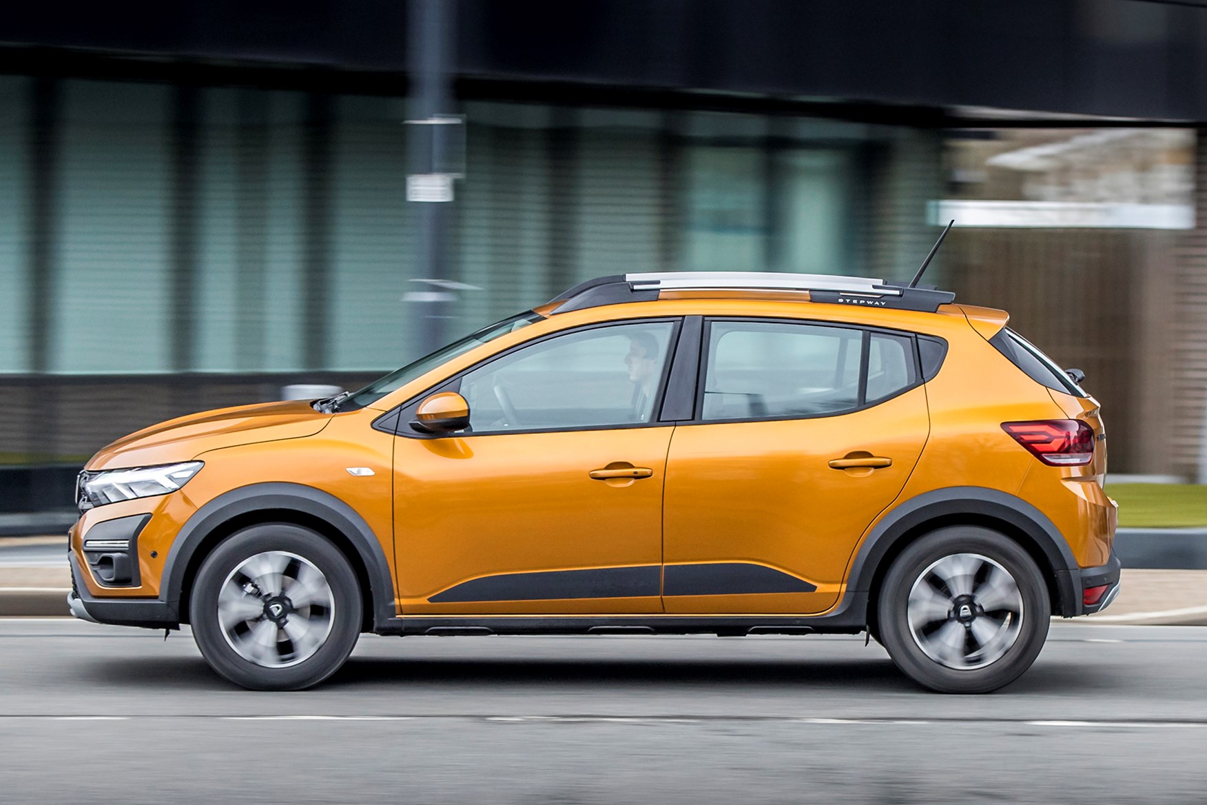 Dacia Sandero Stepway (2021) review