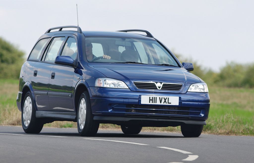 Used Vauxhall Astra Estate (1998 - 2004) Review | Parkers