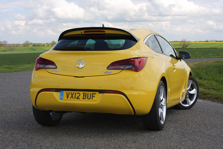 Used Vauxhall Astra GTC Coupe (2011 - 2018) Review | Parkers