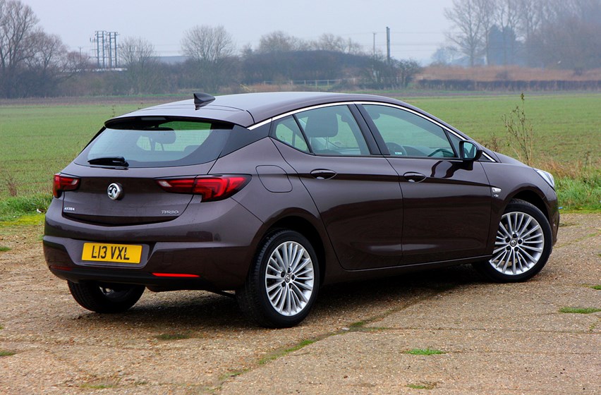 Used Vauxhall Astra Hatchback (2015 - 2021) Review | Parkers