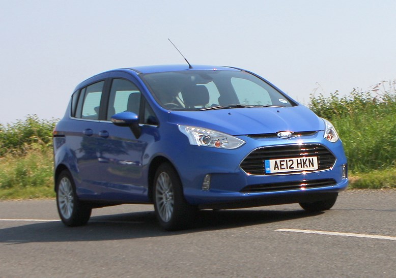 Used Ford B-MAX Estate (2012 - 2017) boot space, practicality and ...
