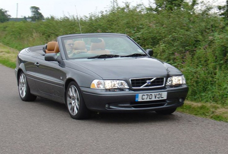 Used Volvo C70 Convertible (1999 - 2005) Review | Parkers