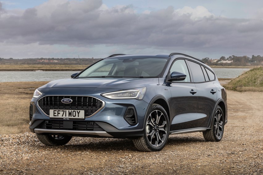 Ford Focus Estate (2022) boot space, practicality and safety | Parkers