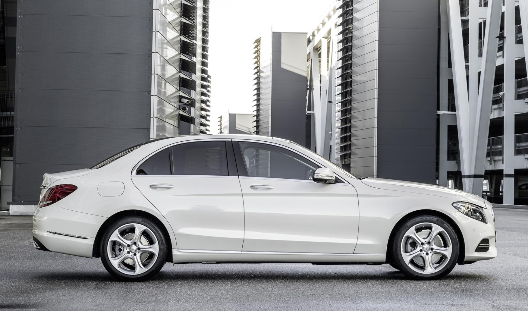 Used Mercedes-Benz C-Class Saloon (2014 - 2021) Review | Parkers