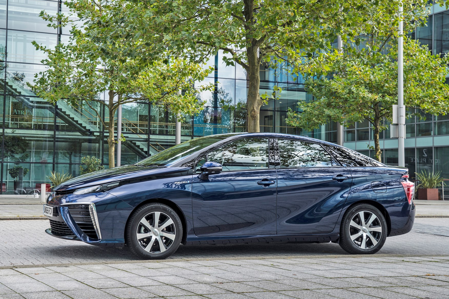 What is a hydrogen car? And how do they work? | Parkers