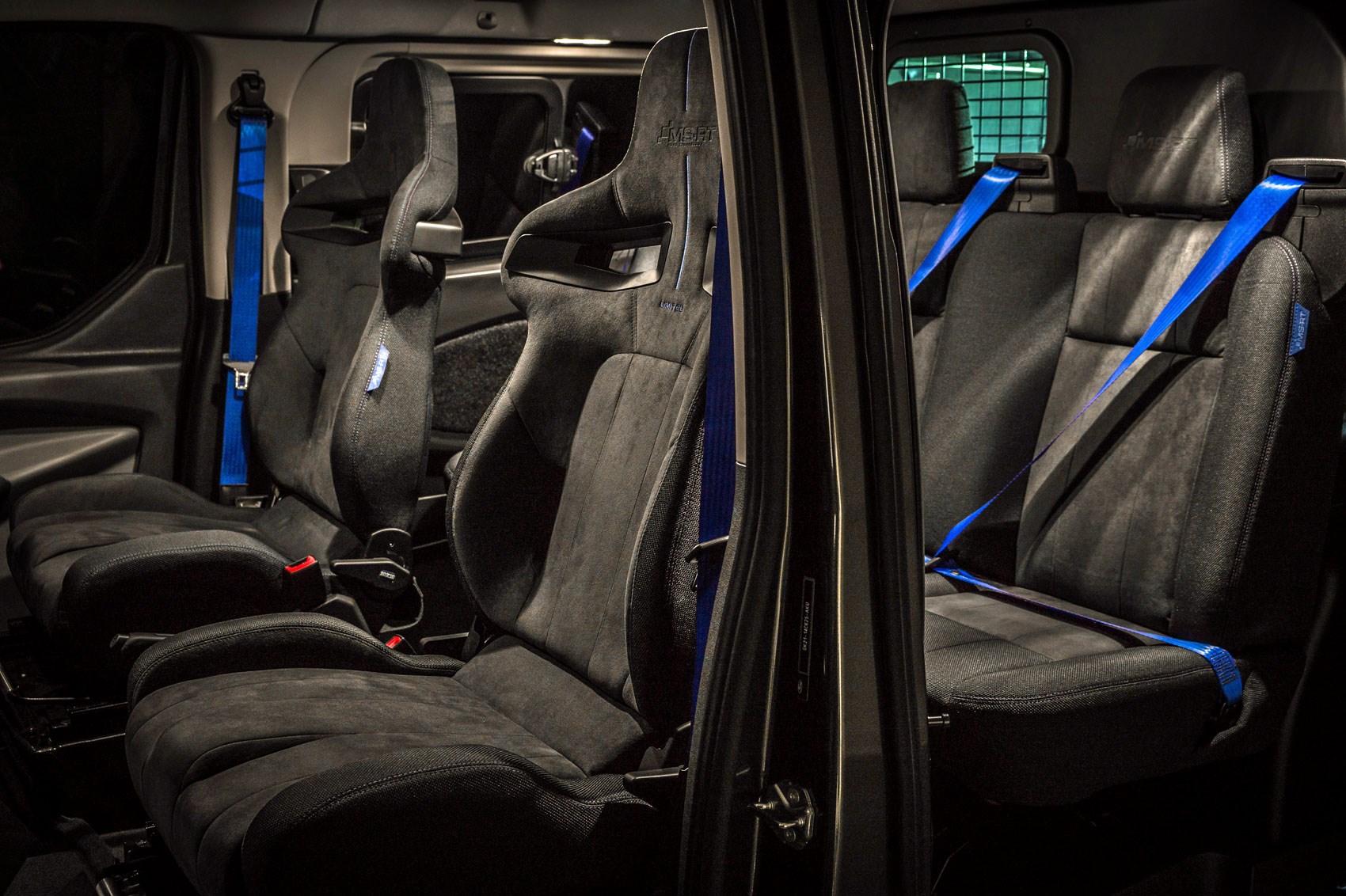 Ford Transit Custom MS-RT R-Spec review – a 208hp van with the handling ...