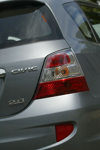 Used Honda Civic Hatchback (2000 - 2005) Review | Parkers