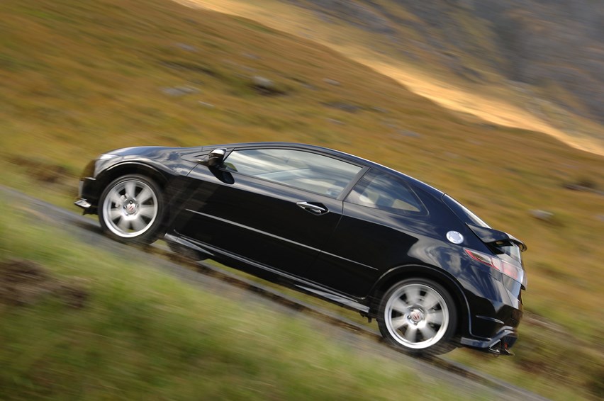 Used Honda Civic Type-R (2007 - 2010) Review | Parkers