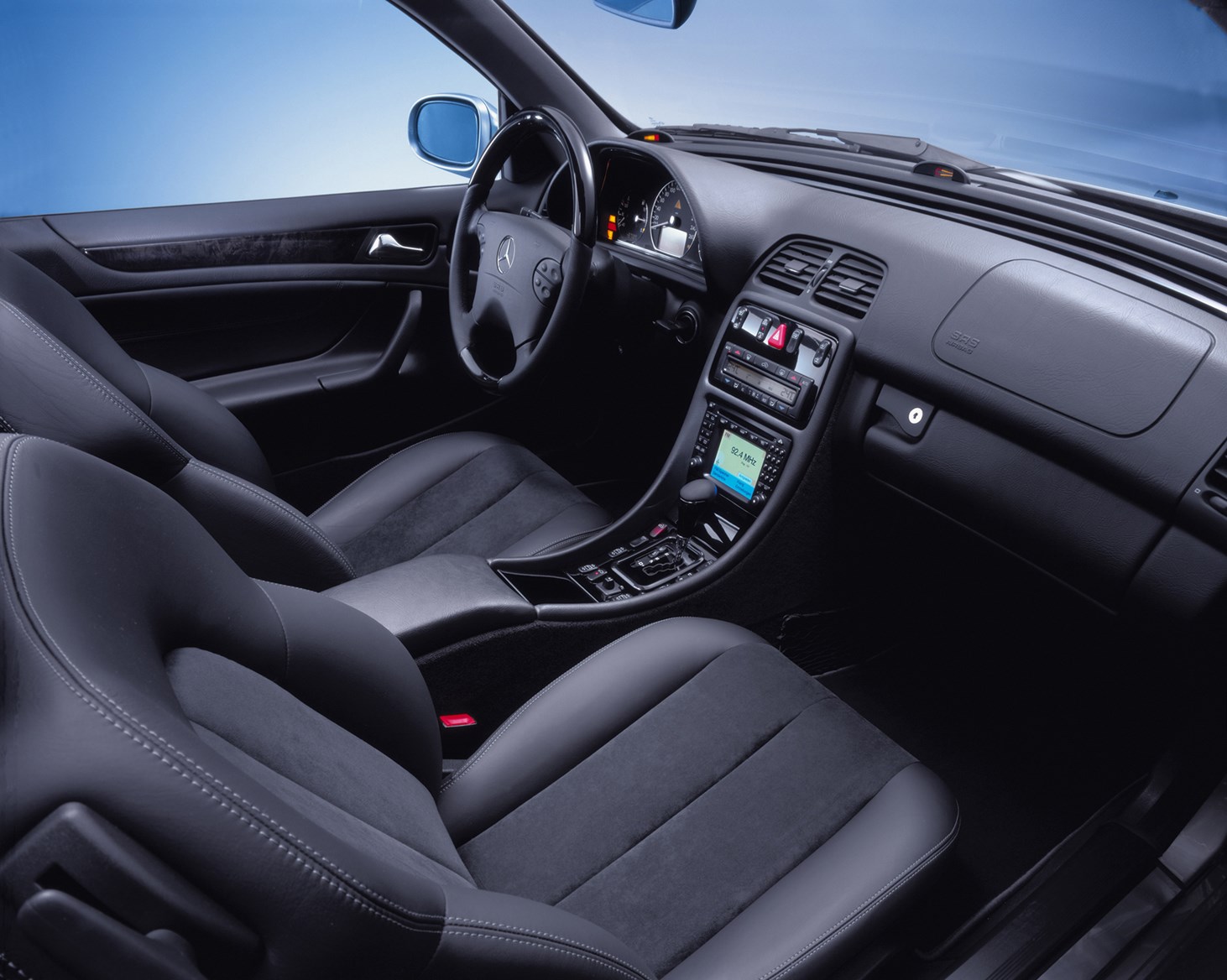 Used Mercedes-Benz CLK Cabriolet (1998 - 2003) Review | Parkers