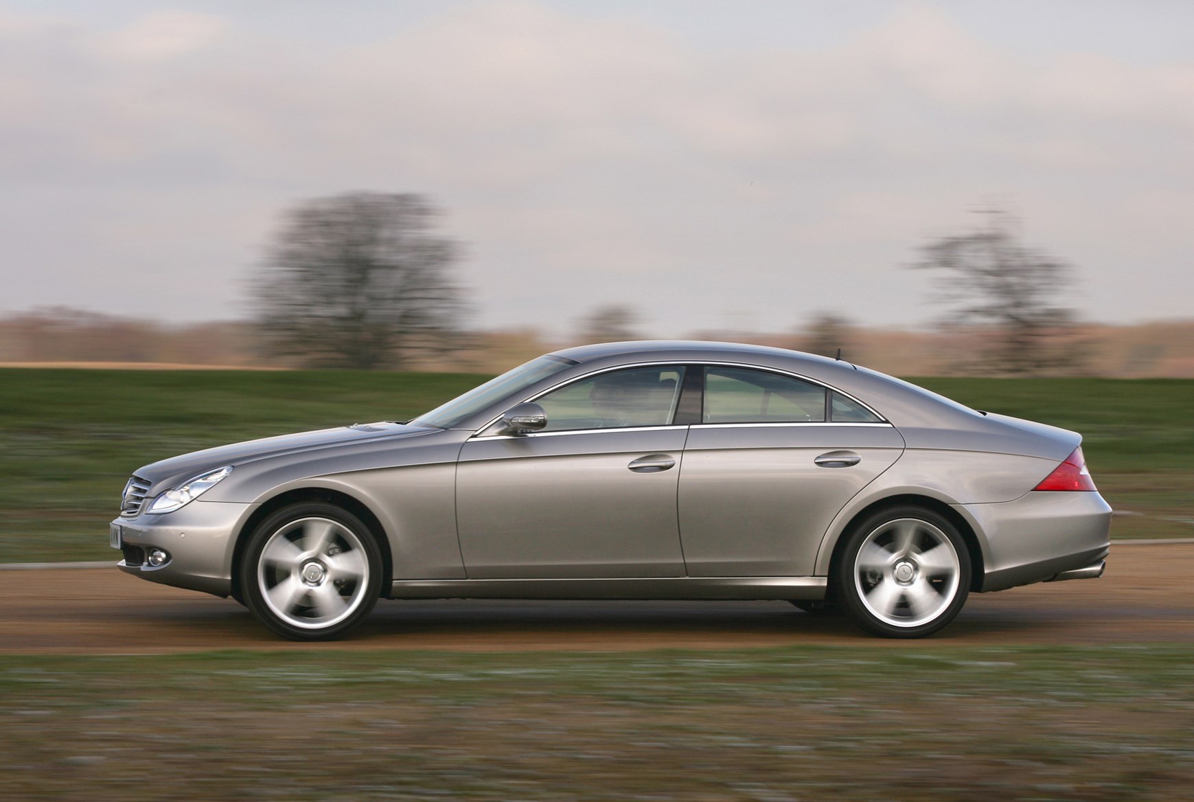 Used Mercedes-Benz CLS Coupe (2005 - 2010) Review | Parkers