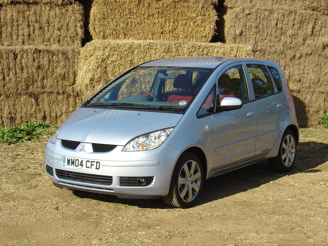 Used Mitsubishi Colt Hatchback (2004 - 2013) Practicality | Parkers