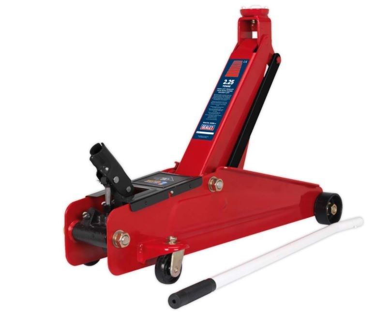 The Parkers Guide To Car Jacks UK | Parkers