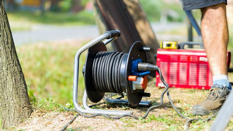 The best waterproof outdoor extension leads for car care | Parkers