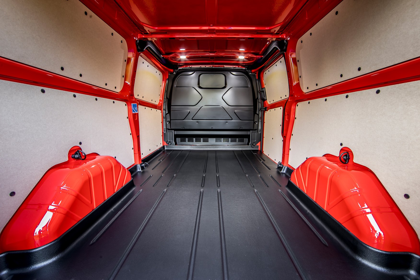 Ford Transit Custom Trail review - bold new looks, extra grip, tested ...