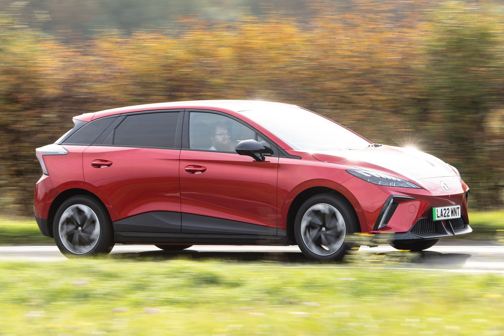 MG MG4 Review (2022) | Parkers