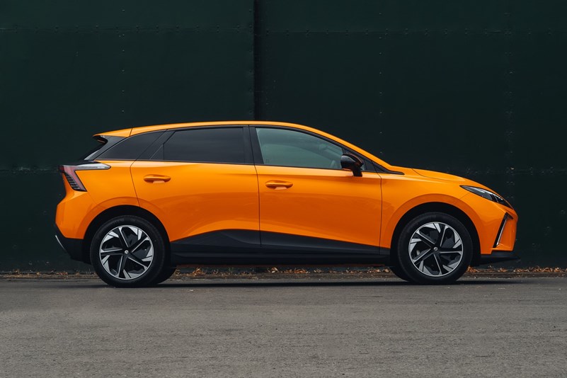 MG MG4 (2022) boot space, practicality and safety | Parkers