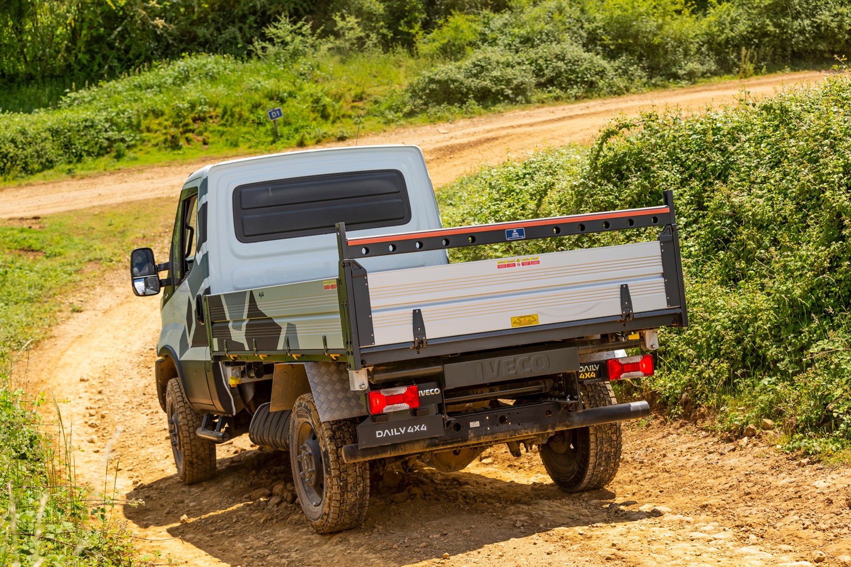 Iveco Daily 4x4 review: All-Road and Off-Road versions tested | Parkers