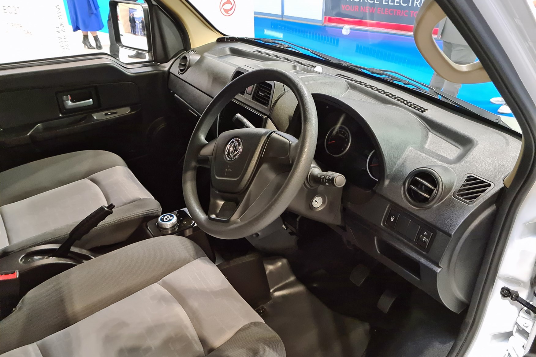 DFSK EC35 electric van and EC31 chassis cab at 2021 CV Show | Parkers