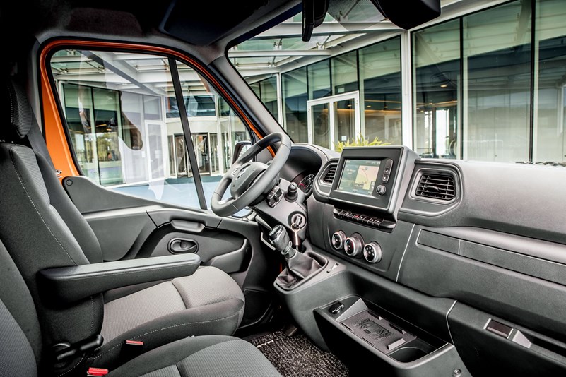 Renault Master van review (2023)