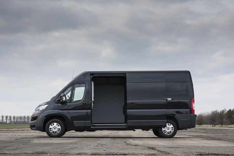 Citroen Relay van review (2023)