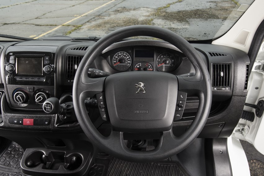 Peugeot Boxer van review (2023)