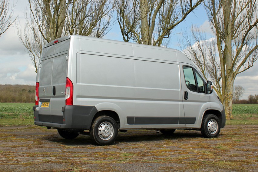 Peugeot Boxer van review (2023)