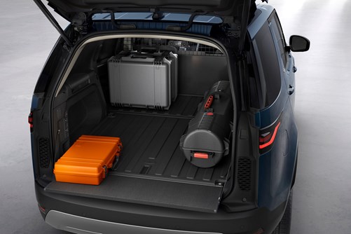 Land Rover Discovery Commercial van review (2024)