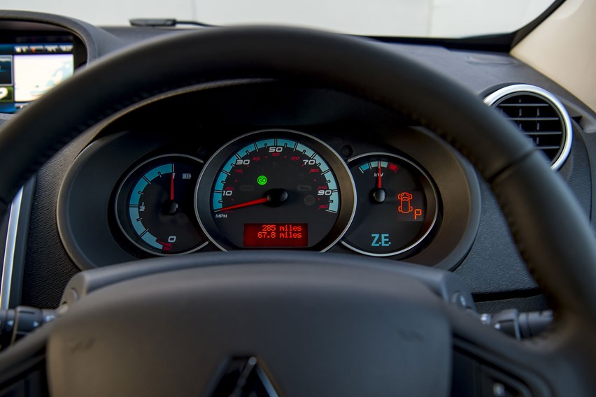 Renault Kangoo ZE electric van review (2021)